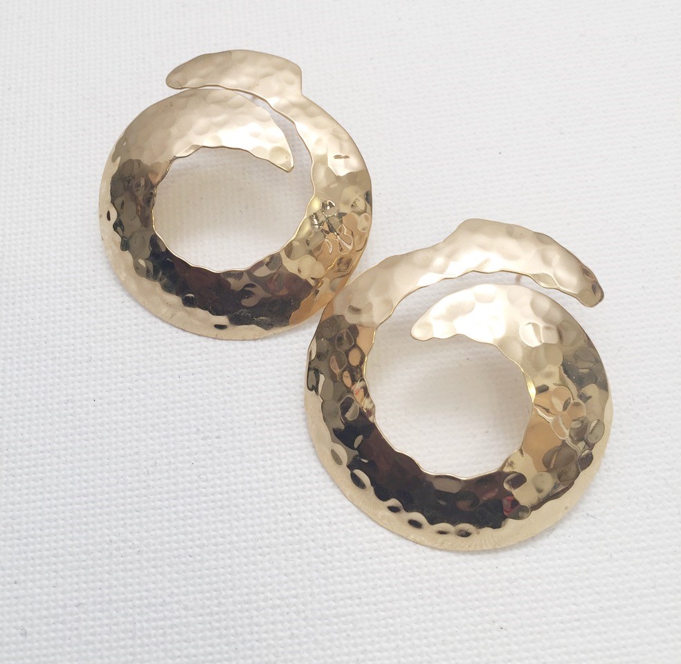 Influencers in Jewelry Design: Sandy Baker - RioGrande